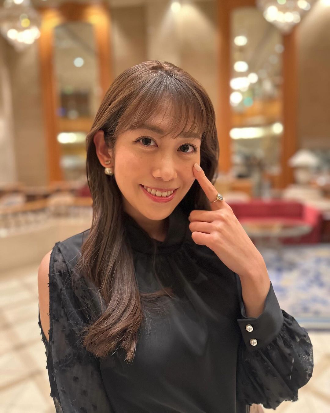 裸に見える・見えない沸騰のNHK中川安奈アナの一方、実力＆大人魅力が話題の24歳テレ東アナが評価爆上げ中｜概要｜ニュース｜ピンズバNEWS