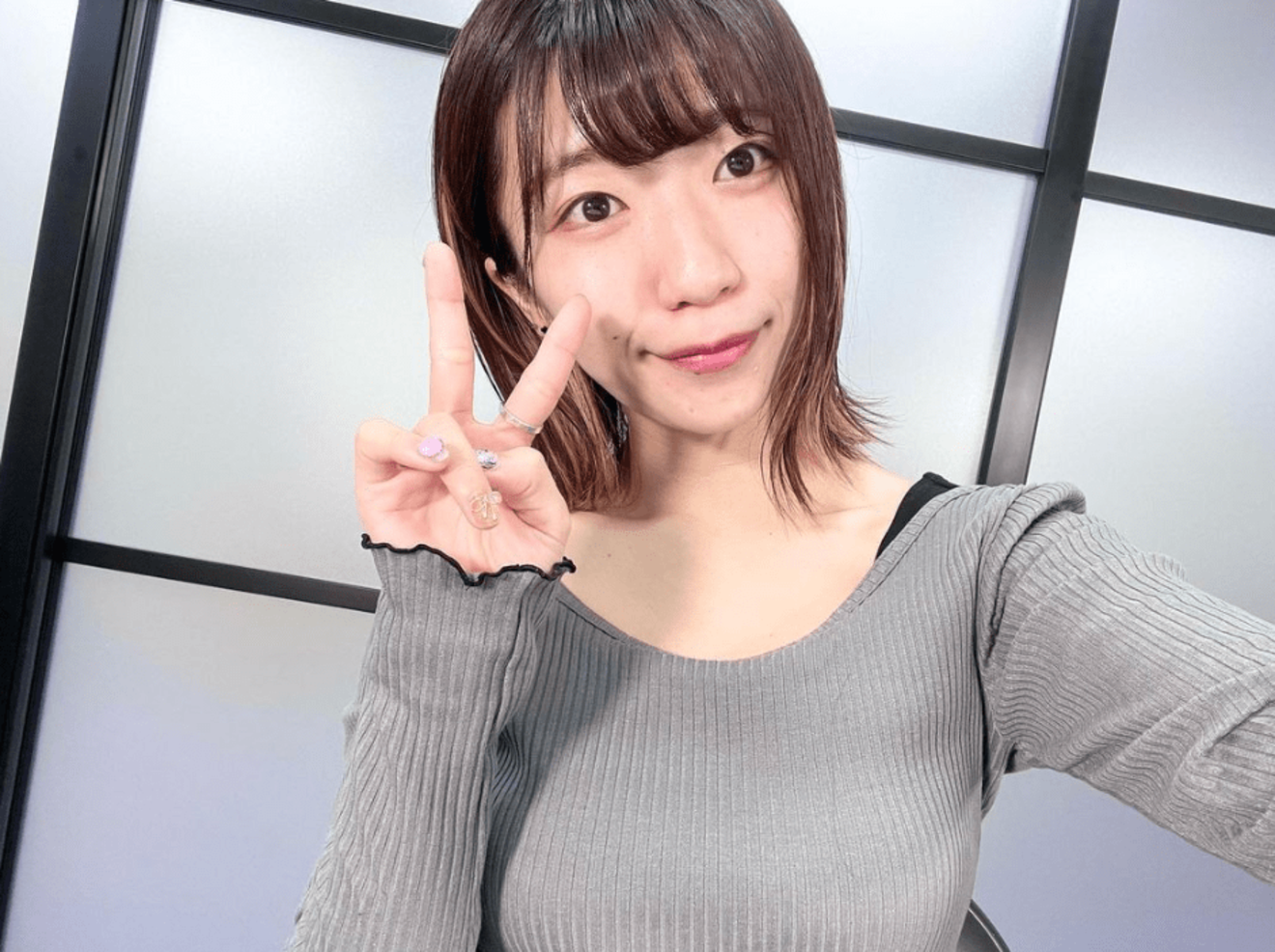 「ばちくそ腫れてますね」元「ぱいぱいでか美」、“顔面異変”すっぴんふうショットに反響「ぷっくりしてるのも可愛い〜」｜ニュース｜ピンズバnews 