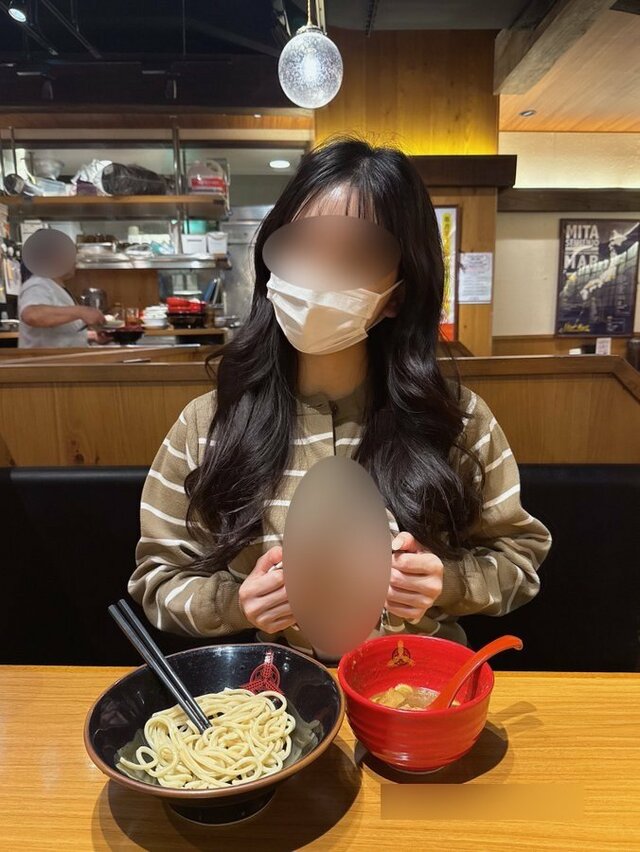 3ページ目 「いけないことなんだと初めて気づき」飲食店内で胸を露出する女性たち 迷惑行為を行なった心中を告白|ニュース|ピンズバnews